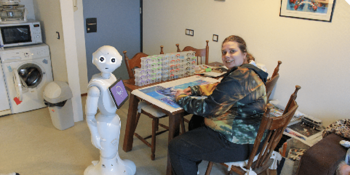 Via onderzoeksuitkomsten naar baten bij inzet sociale robots | ICT&health