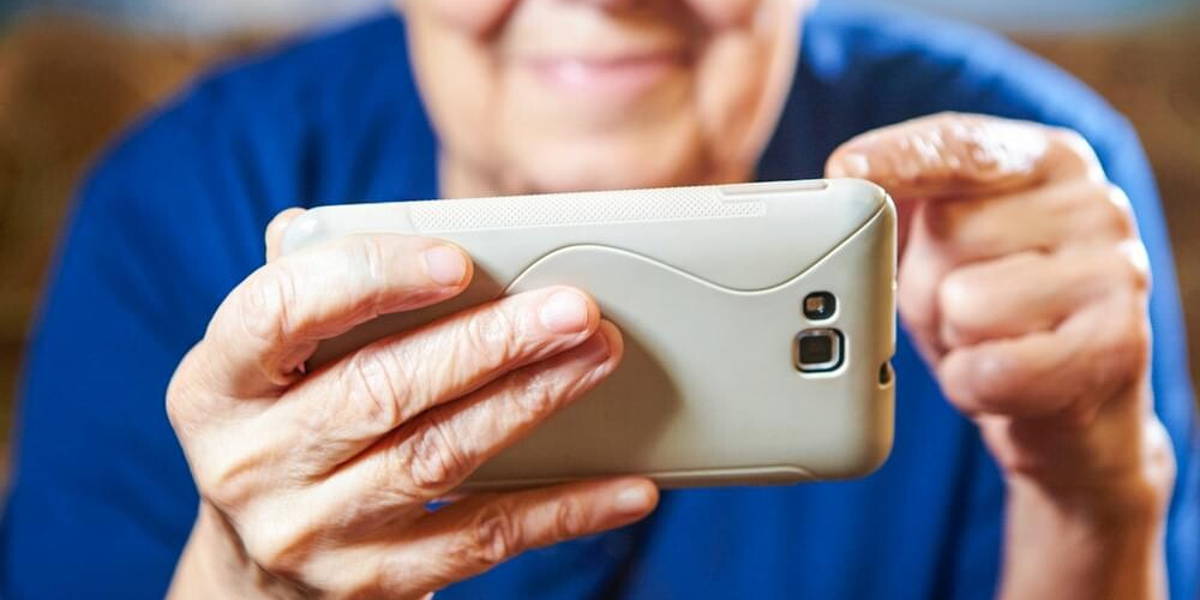 Your pocket doctor evolves into a personal health support system | ICT ...