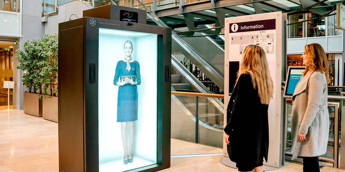 Hologram assistant helps patient in Dutch pharmacy | ICT&health Global