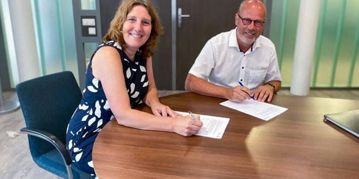 Deventer Ziekenhuis en Carinova brengen samen zorg dichterbij | ICT&health