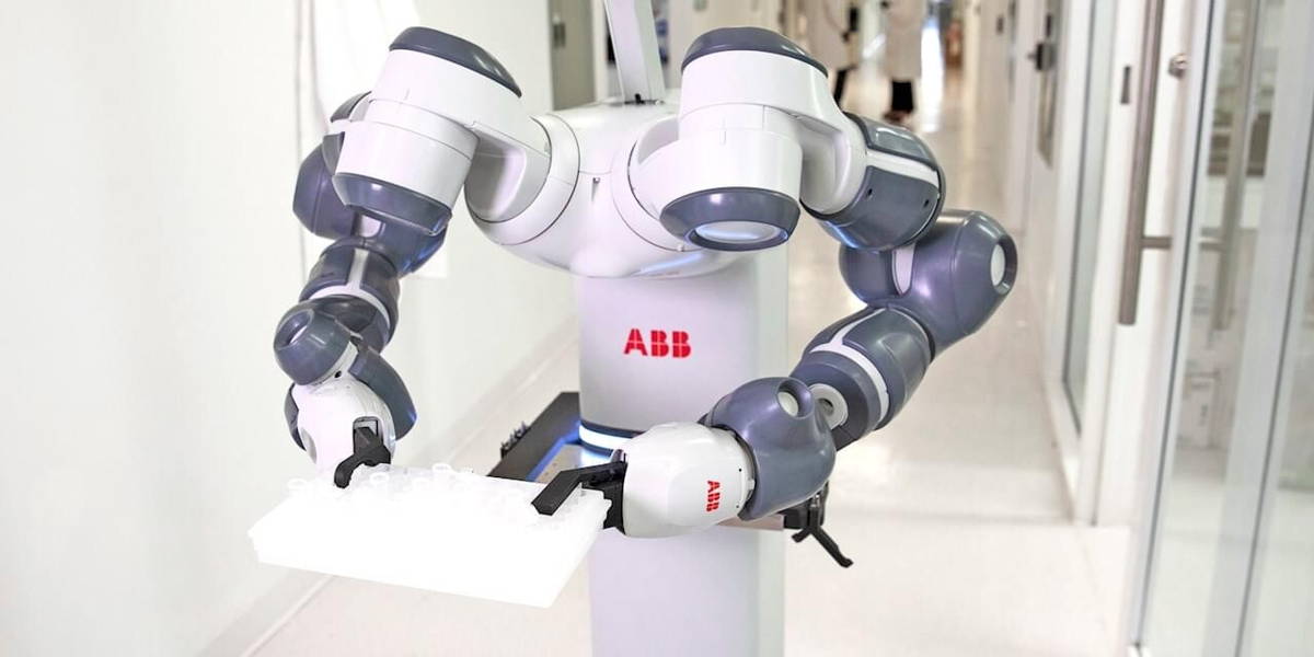 Four types of robots already successfully used in healthcare | ICT&health