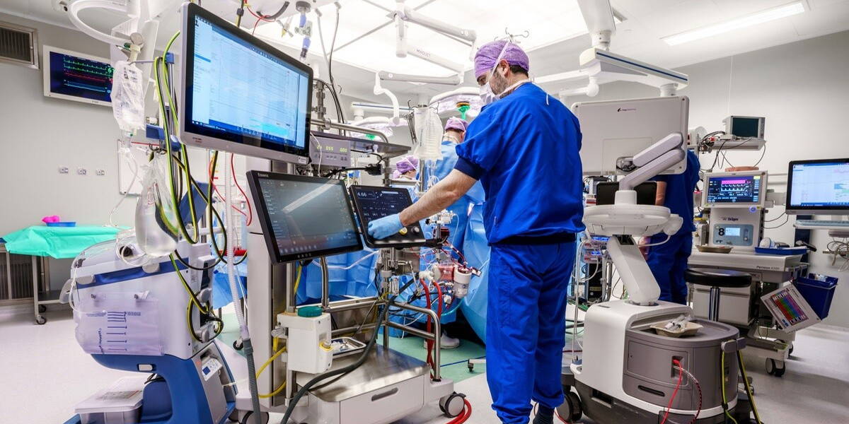 HagaZiekenhuis neemt nieuwste hartlongmachine in gebruik | ICT&health