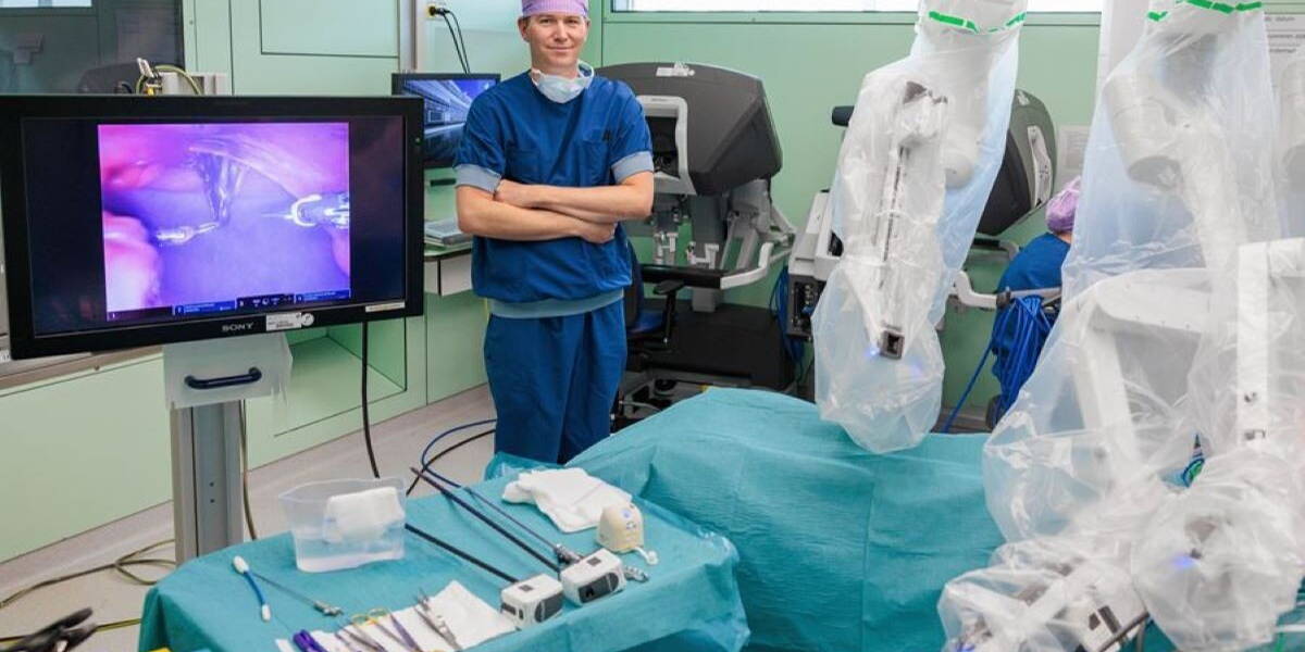 Robotoperatie aan grote buikwandbreuk succesvol | ICT&health