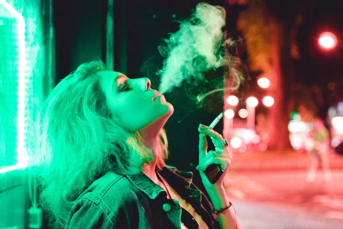 Nieuwe app helpt jongeren bij het stoppen met roken - ICT&health | Het ...