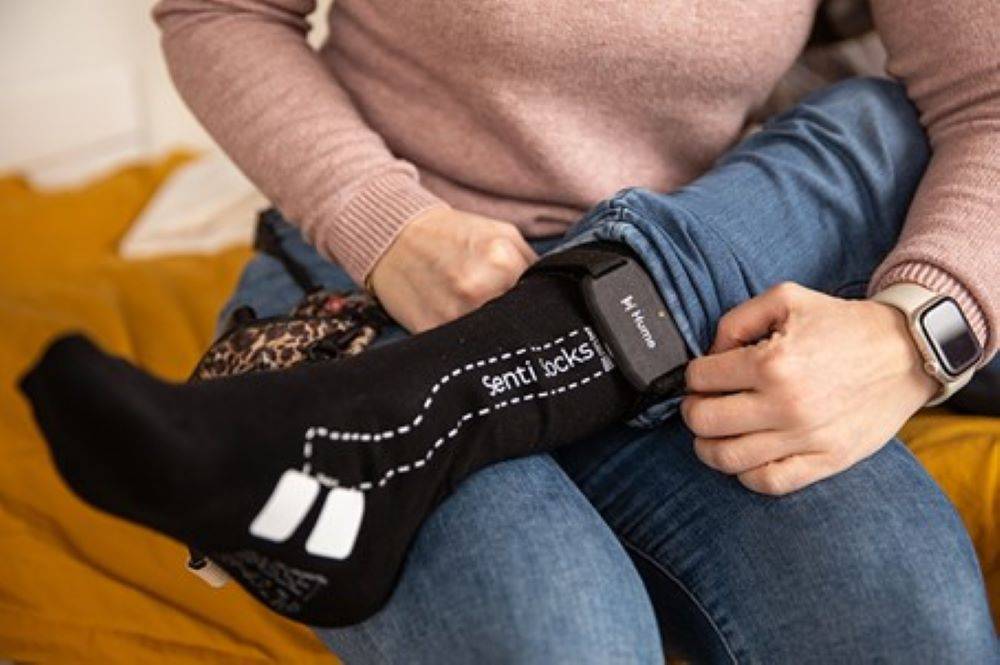 Slimme sok met biosensoren meet spanningsopbouw - ICT&health | Het ...